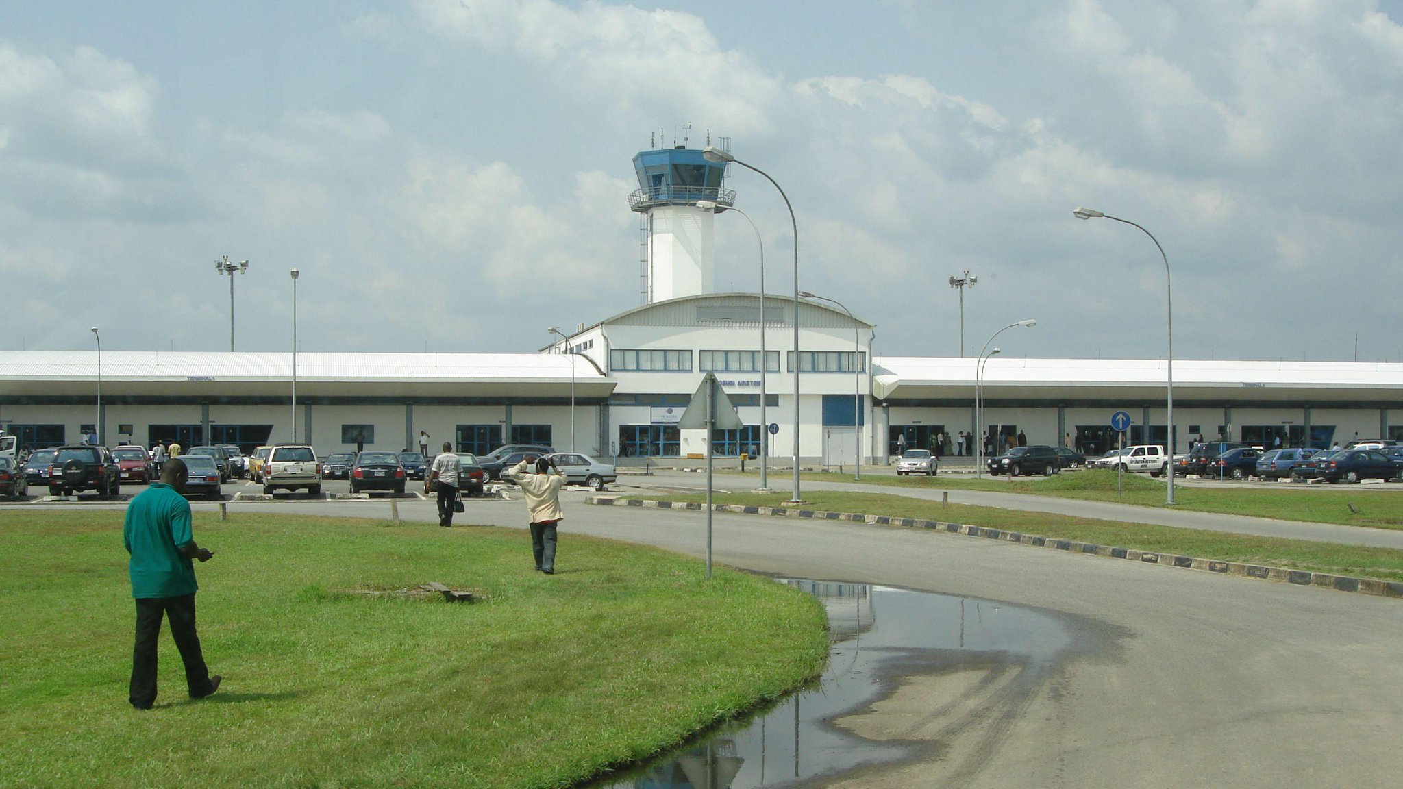 FG Reopens Warri Airport After One Year – Mercyflawless Media Dot Com